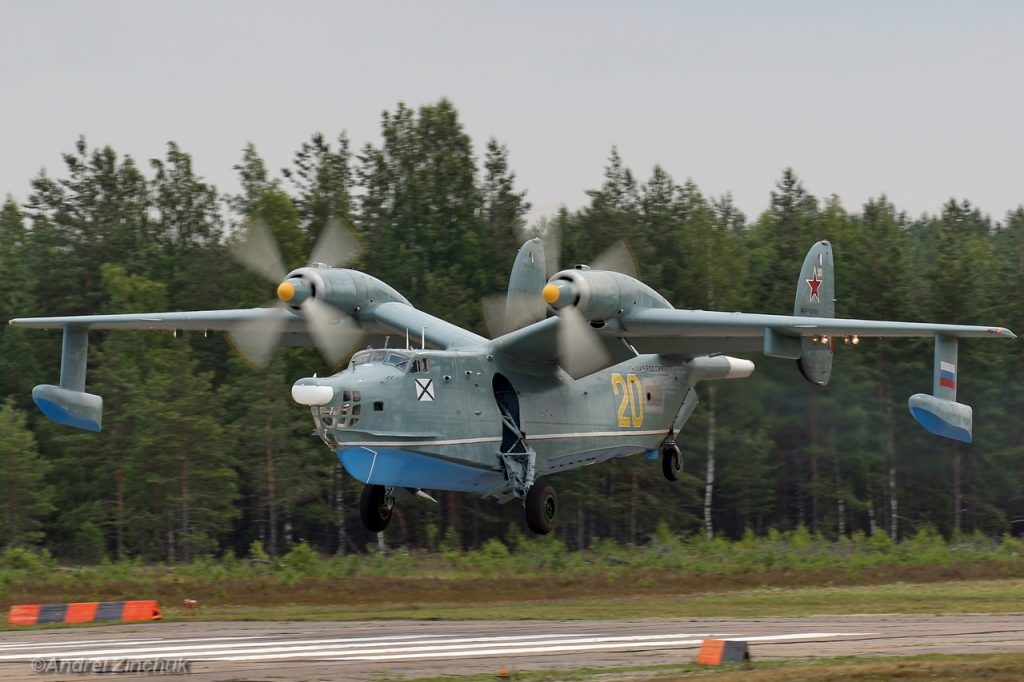 Черноморските Бе-12 остават на служба. | Аеро